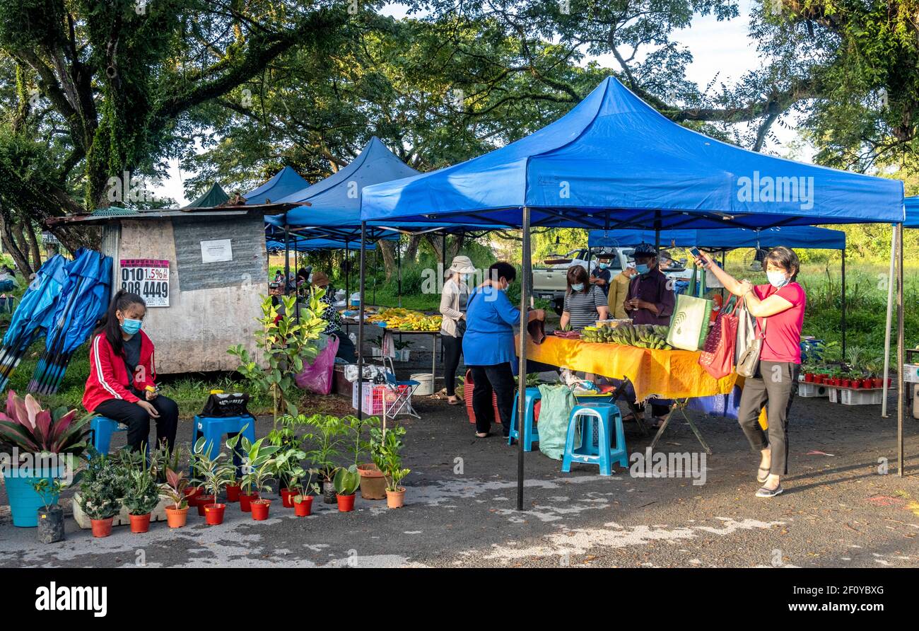 Kinarut market Sabah Borneo Malaysia Stock Photo - Alamy