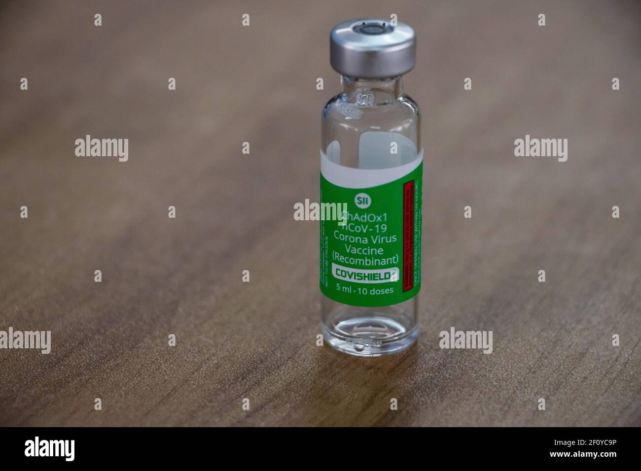 Vial of covishield hi-res stock photography and images - Alamy