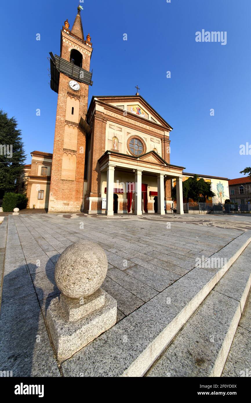 The parabiago old church Stock Photo - Alamy