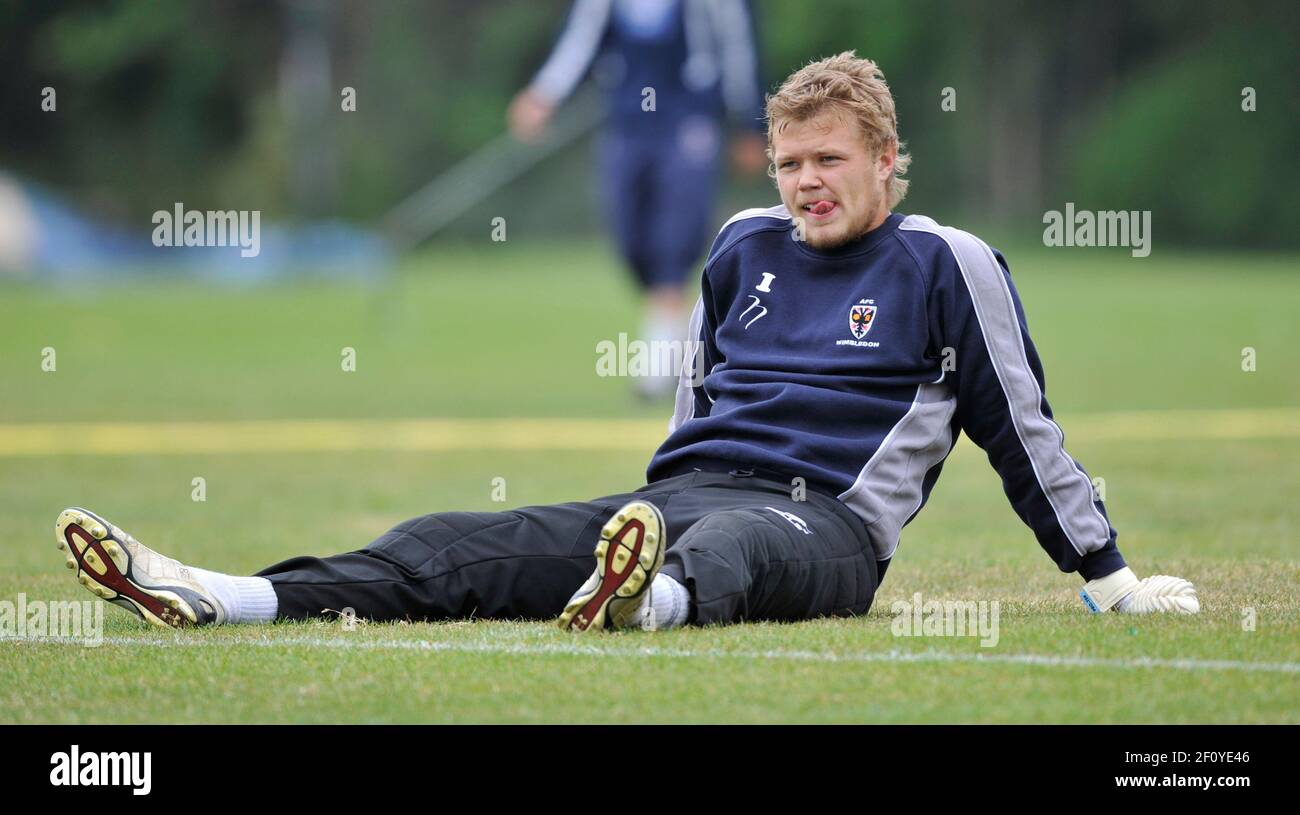 WIMBLEDON AFC GOALKEEPER SEB BROWN. 17/5/2011. PICTURE DAVID ASHDOWN ...