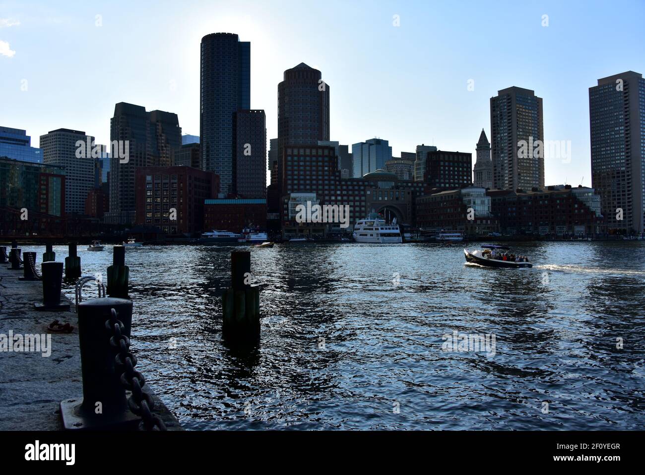 Serene waterscapes hi-res stock photography and images - Alamy