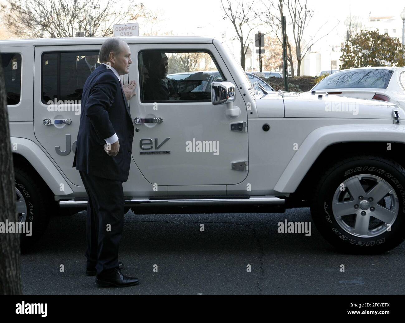 4 December 2008 - Washington, DC - The three big U.S. automakers drove ...