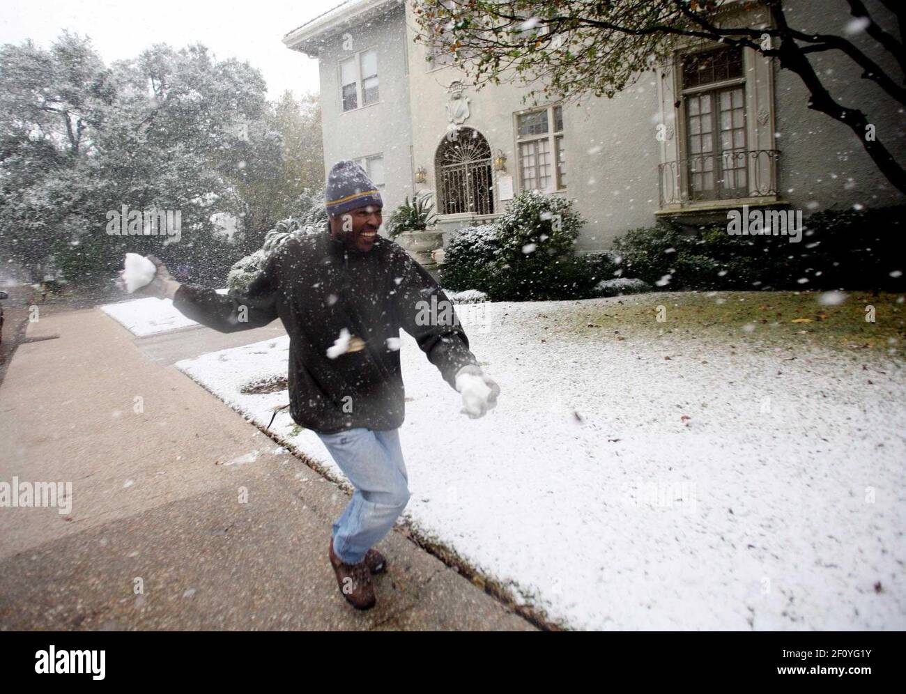 11 December 2008 - New Orleans, Louisiana - A man (unid'd) armed with a ...