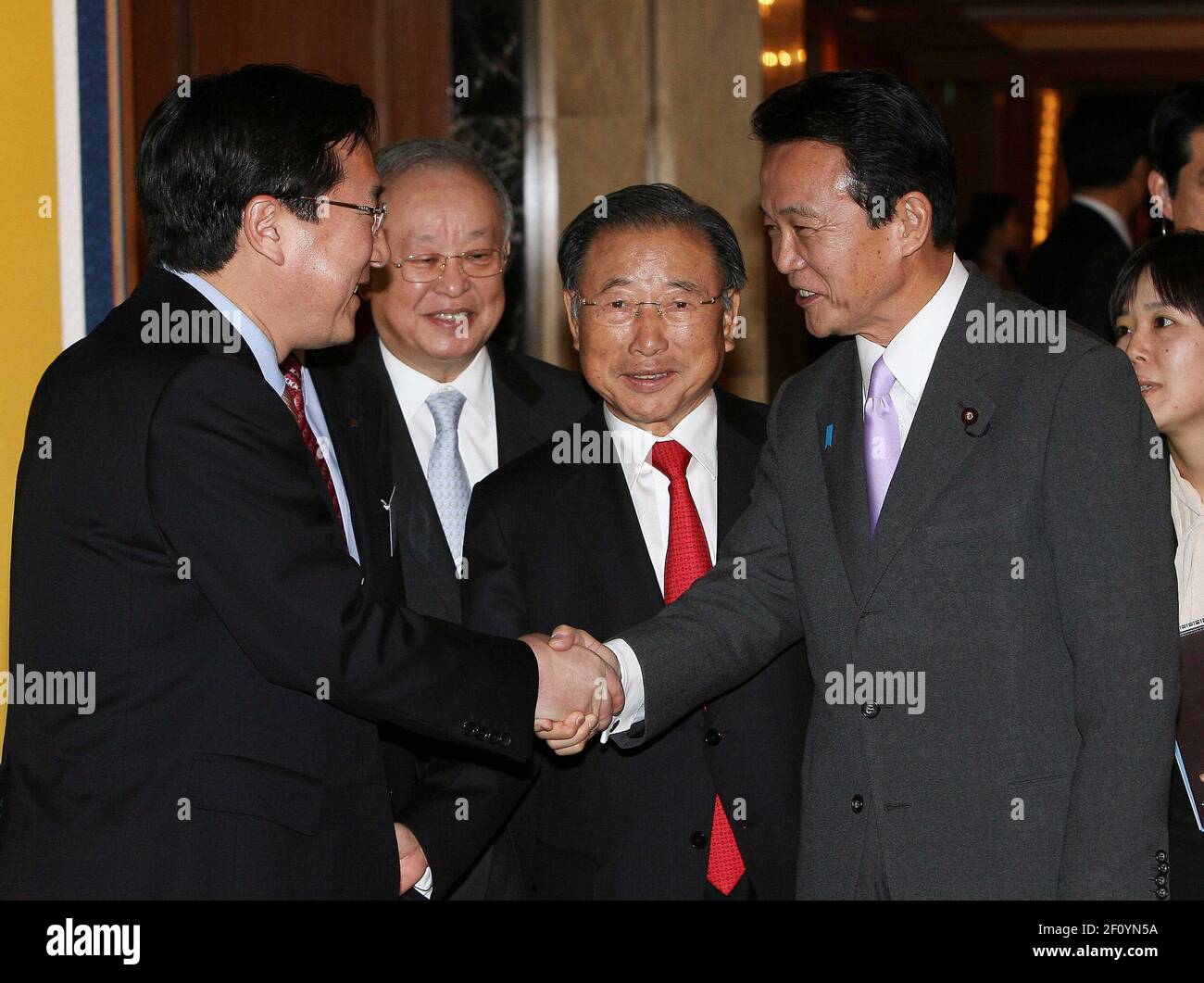 11 JANUARY 2009 - SEOUL, SOUTH KOREA : Japanese Prime Minister Taro Aso ...