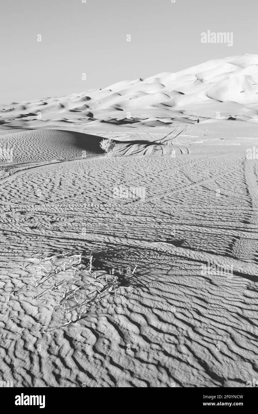 In oman old desert Stock Photo - Alamy