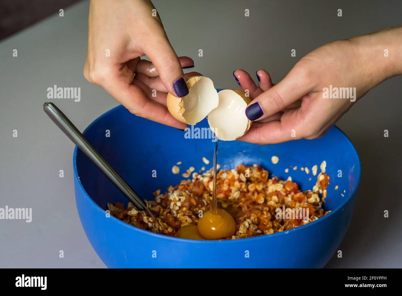 Egg poured hi-res stock photography and images - Alamy