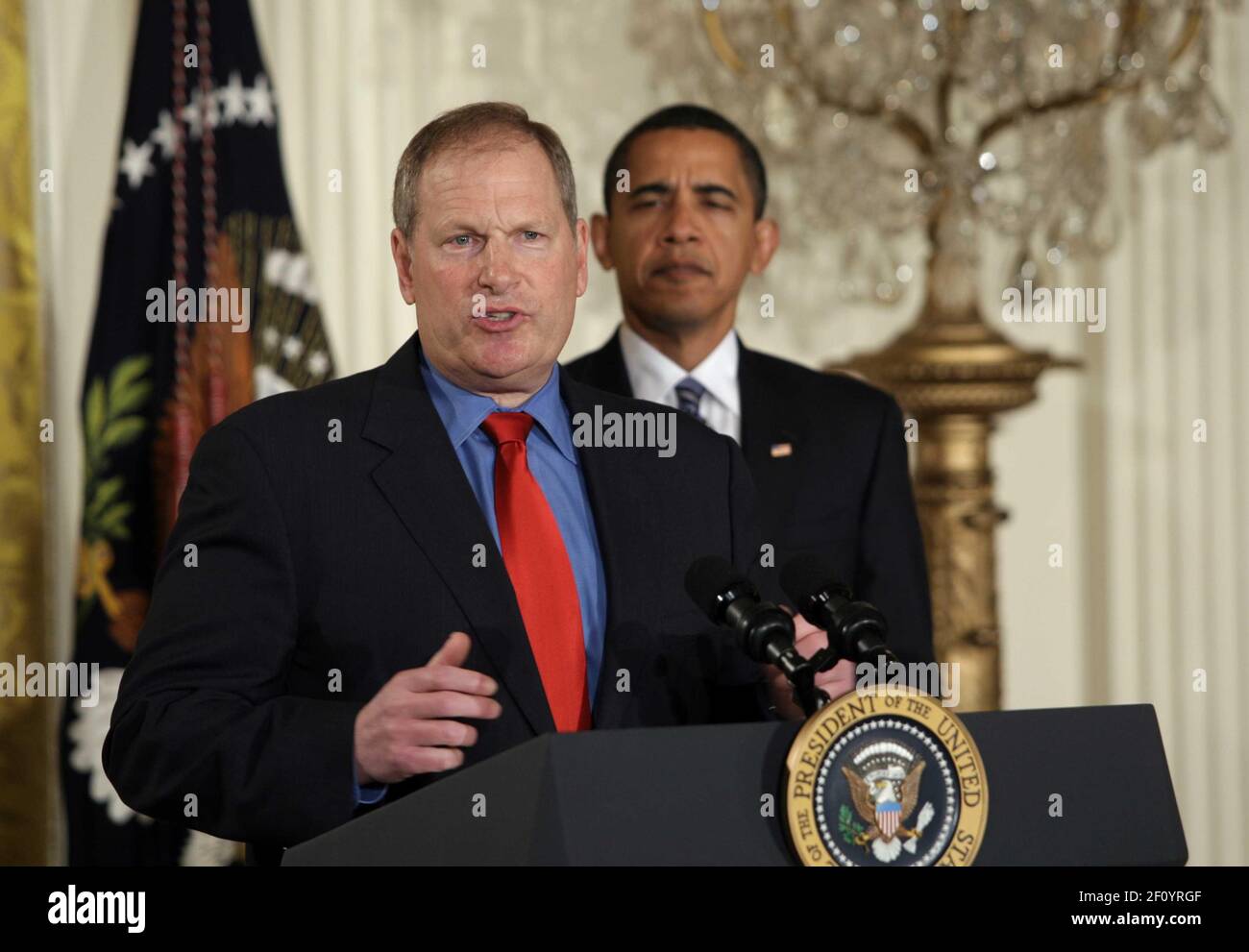 28 January 2009 - Washington, DC - President Barack Obama discusses the ...