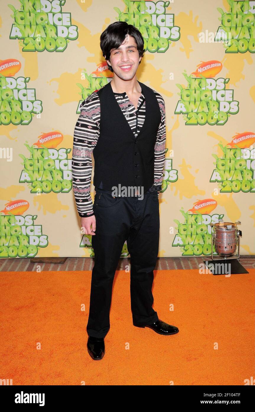 Josh Peck 2009