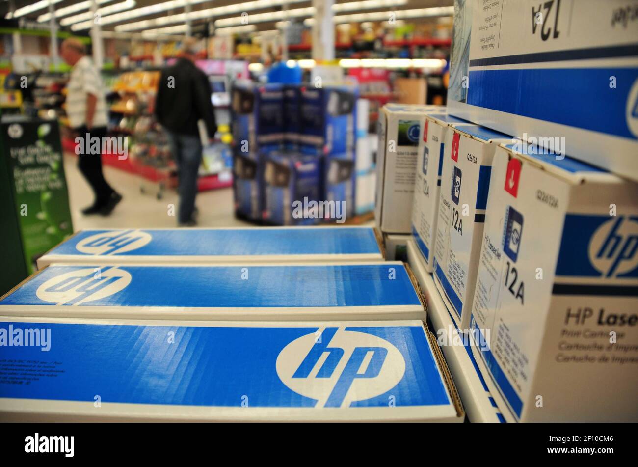 Hp printer cartridge hi-res stock photography and images - Alamy