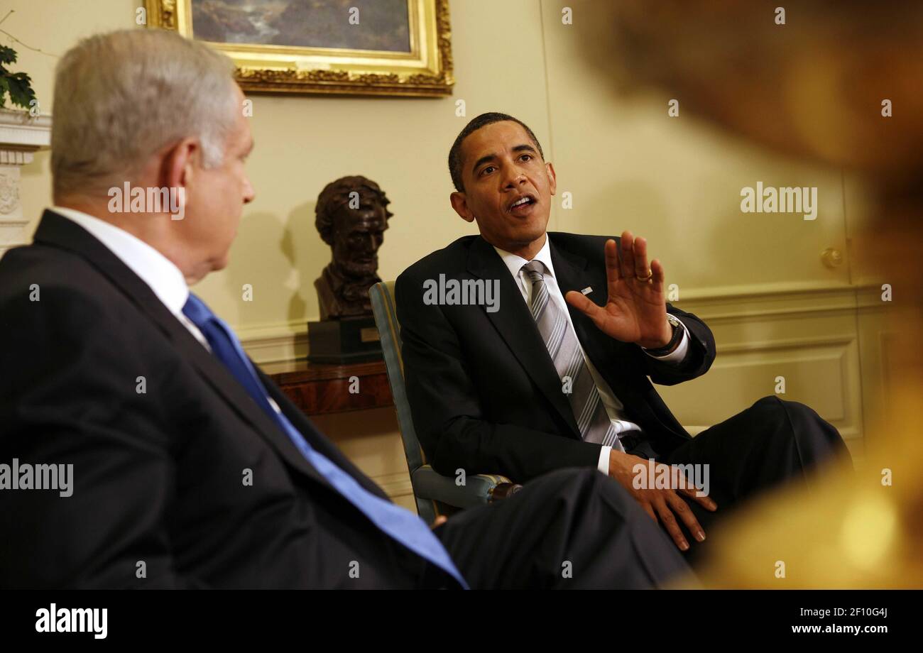 18 May 2009 - Washington, DC - President Barack Obama meets with ...