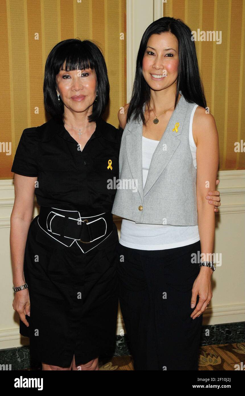 Lisa Ling and mom Mary Ling. 5 June 2009, Beverly Hills, CA. Step Up ...