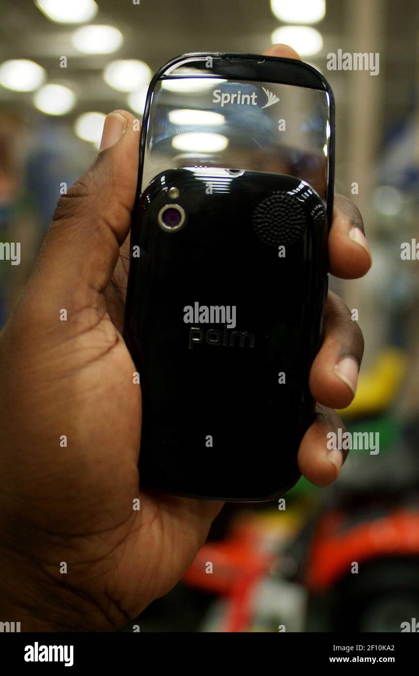 10 June 2009 - Miami, Florida - Sprint Palm Pre with slide-out QWERTY ...