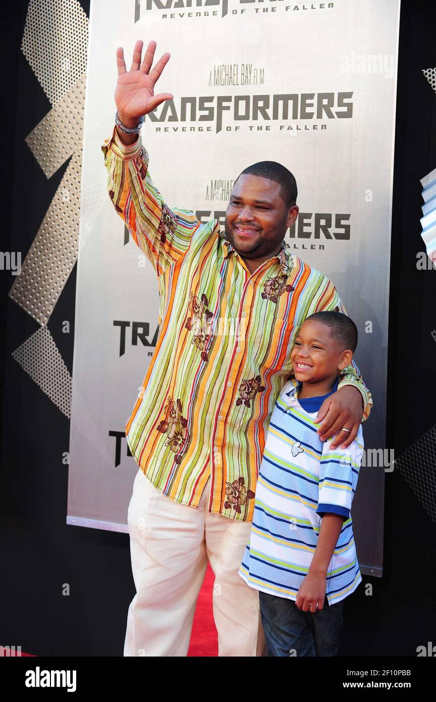 Anthony Anderson and son. 22 June 2009, Westwood, CA. 2009 Los Angeles ...