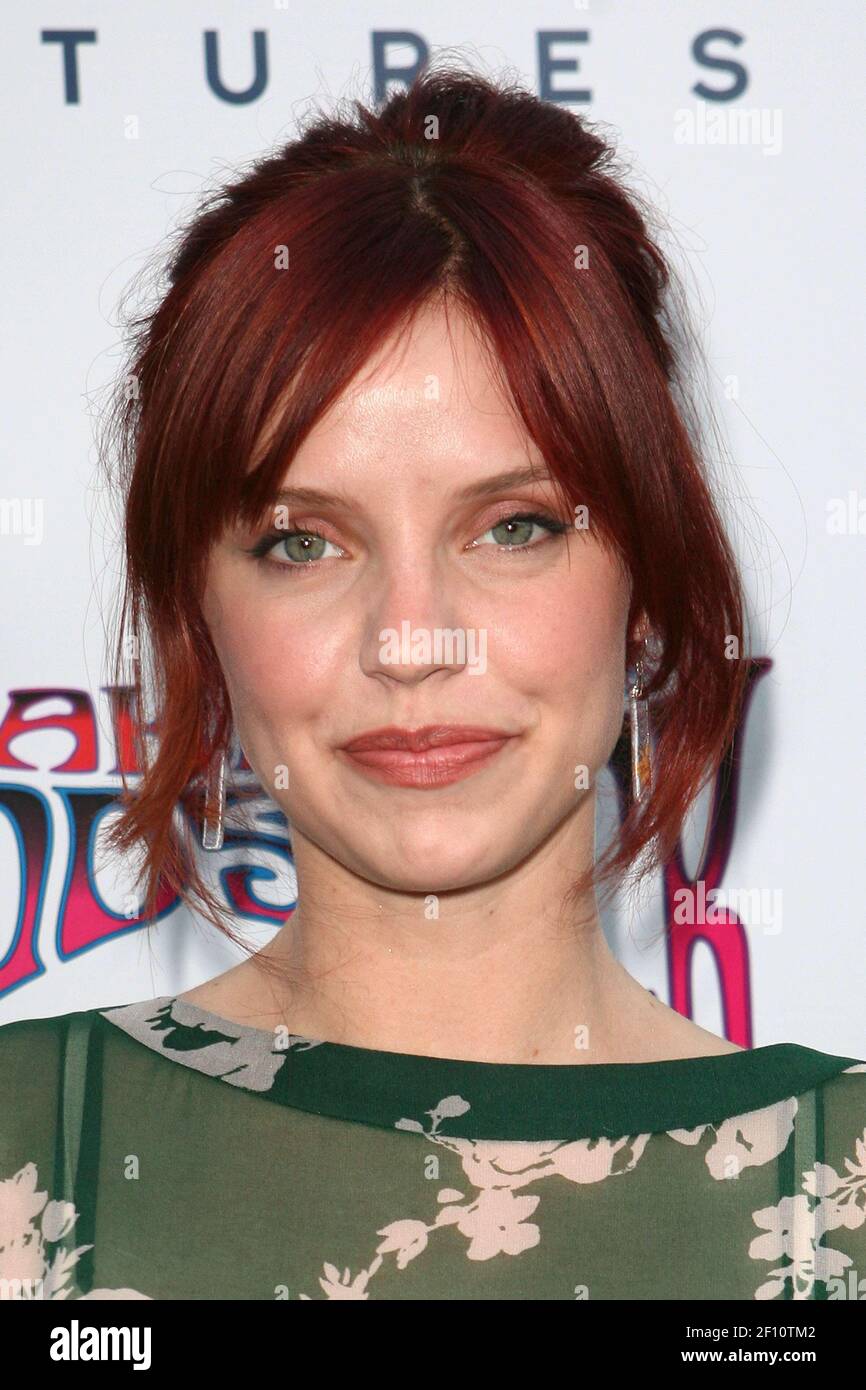 04 August 2009- Hollywood, California- Actress Kelli Garner arrives at ...