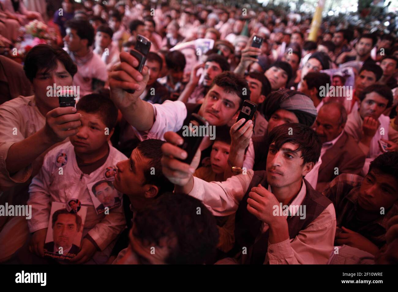 09 August 2009-Kabul, Afghanistan-Doc Abdullah Abdullah in camapign in ...
