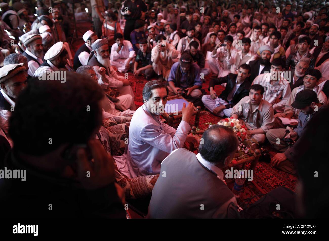 09 August 2009-Kabul, Afghanistan-Doc Abdullah Abdullah in camapign in ...