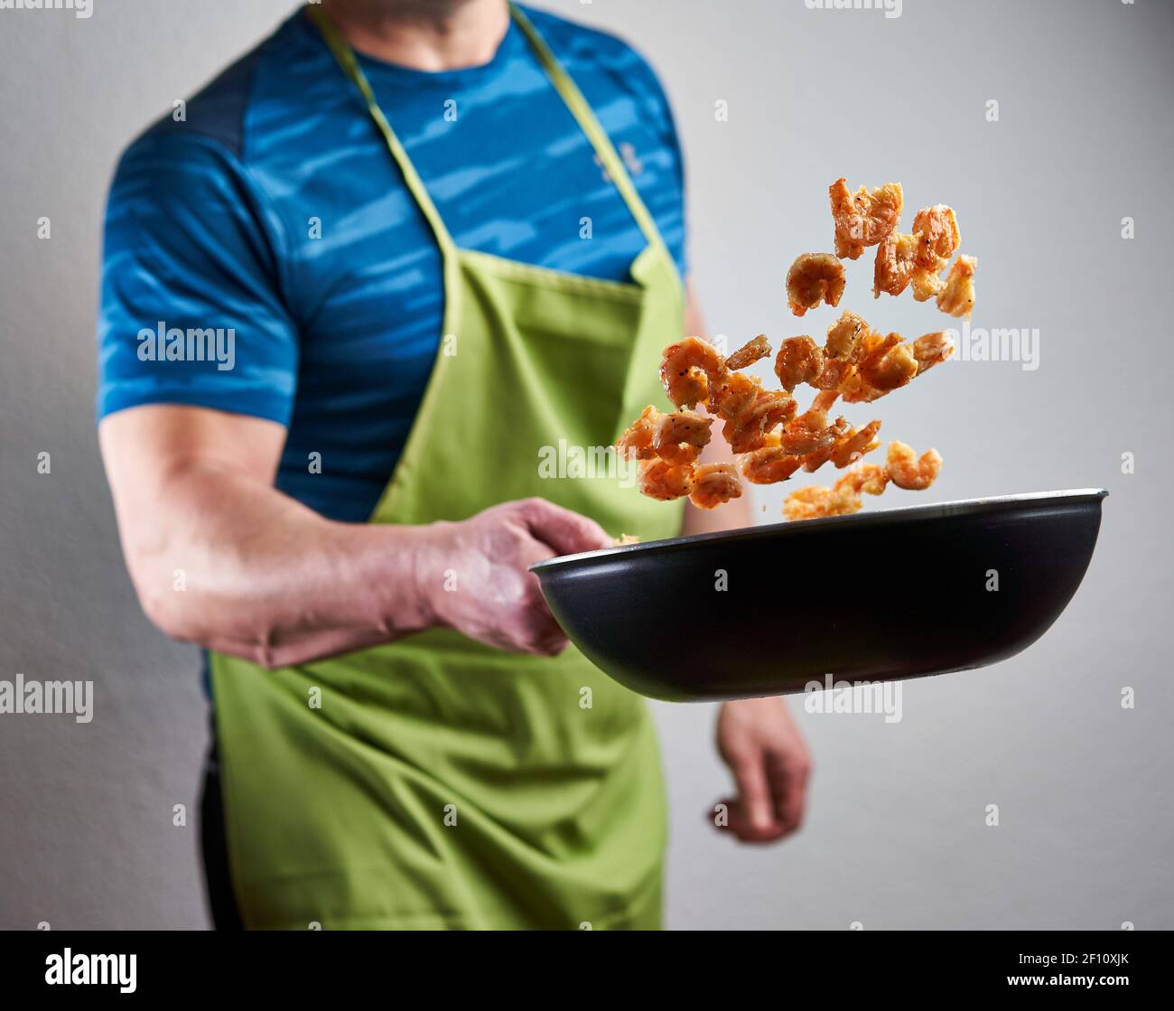 Chef throwing food hi-res stock photography and images - Alamy