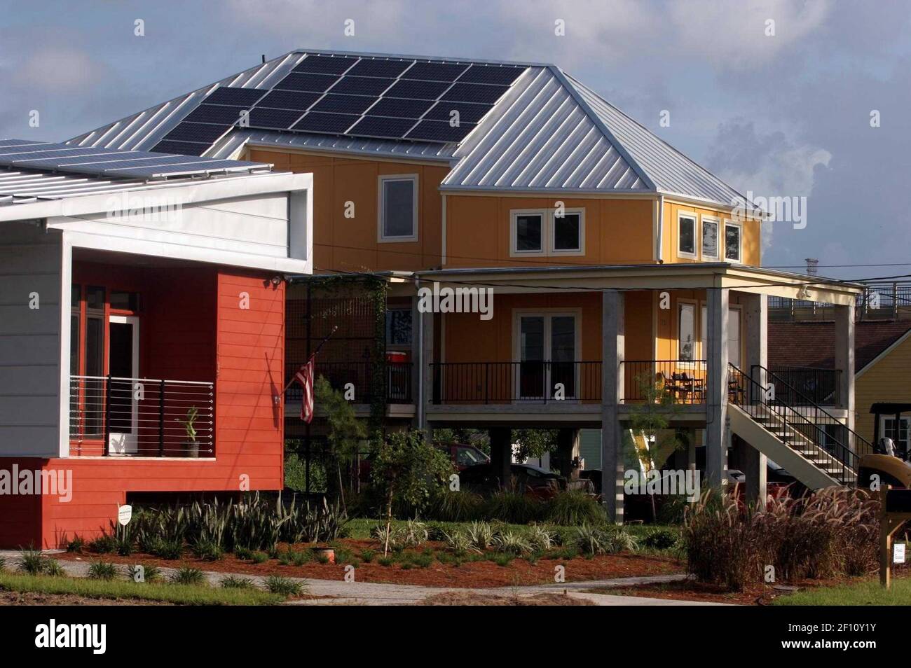 20 August 2009 - Lower 9th Ward, New Orleans, Louisiana - Looking along ...