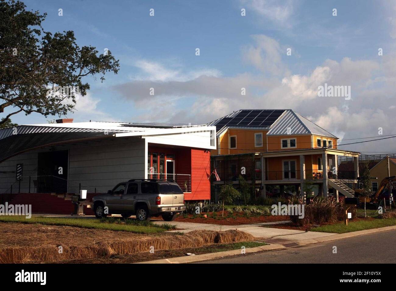 20 August 2009 - Lower 9th Ward, New Orleans, Louisiana - Looking along ...