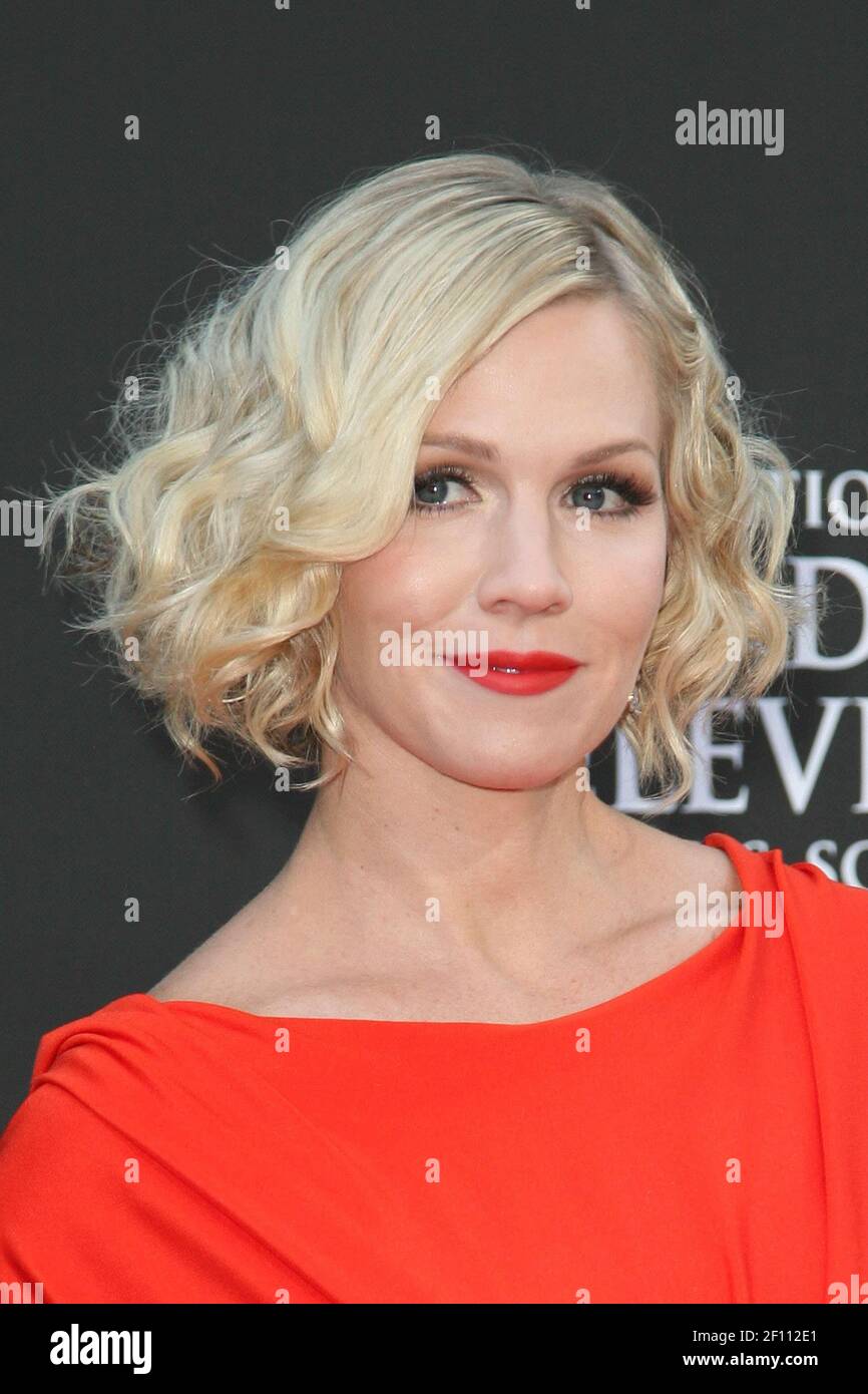 30 August 2009Ã Los Angeles, California- Actress Jennie Garth arrives ...