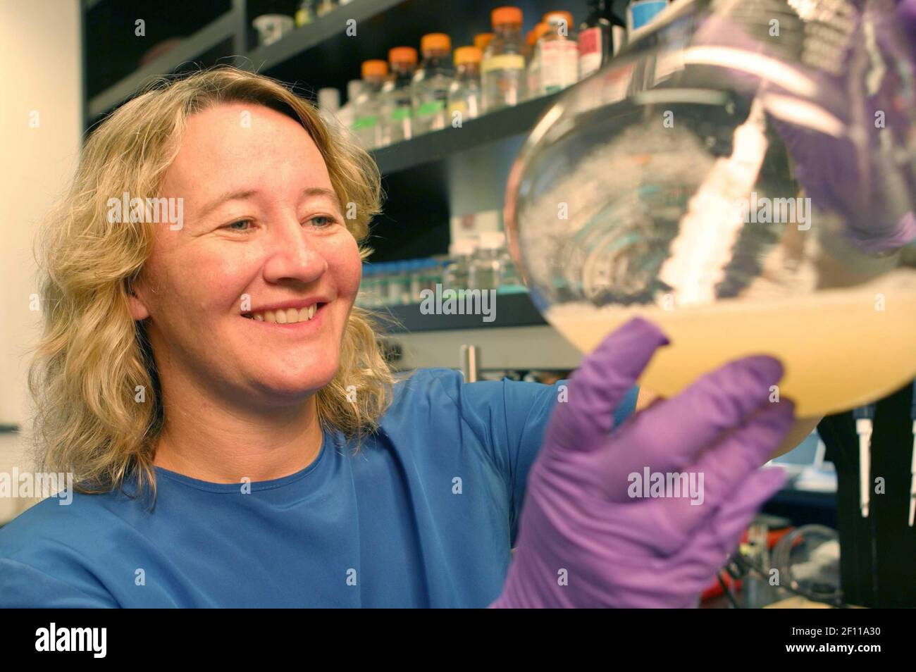05 October 2009 - Carol W. Greider, PhD, in her lab at the Johns ...