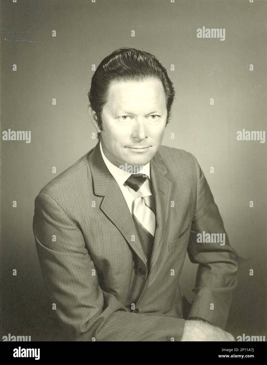 Photo labs hi-res stock photography and images - Alamy