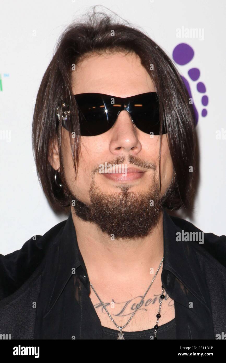 09 October 2009- Los Angeles, California- Musician Dave Navarro arrives ...