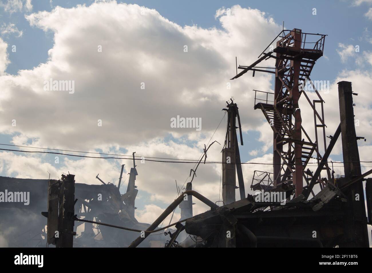 Building ravaged by fire hi-res stock photography and images - Alamy