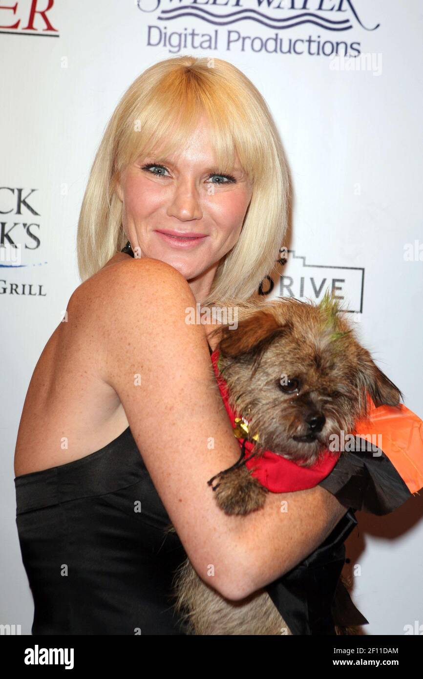 29 October 2009- Beverly Hills, California- Actress Tara Buck arrives ...