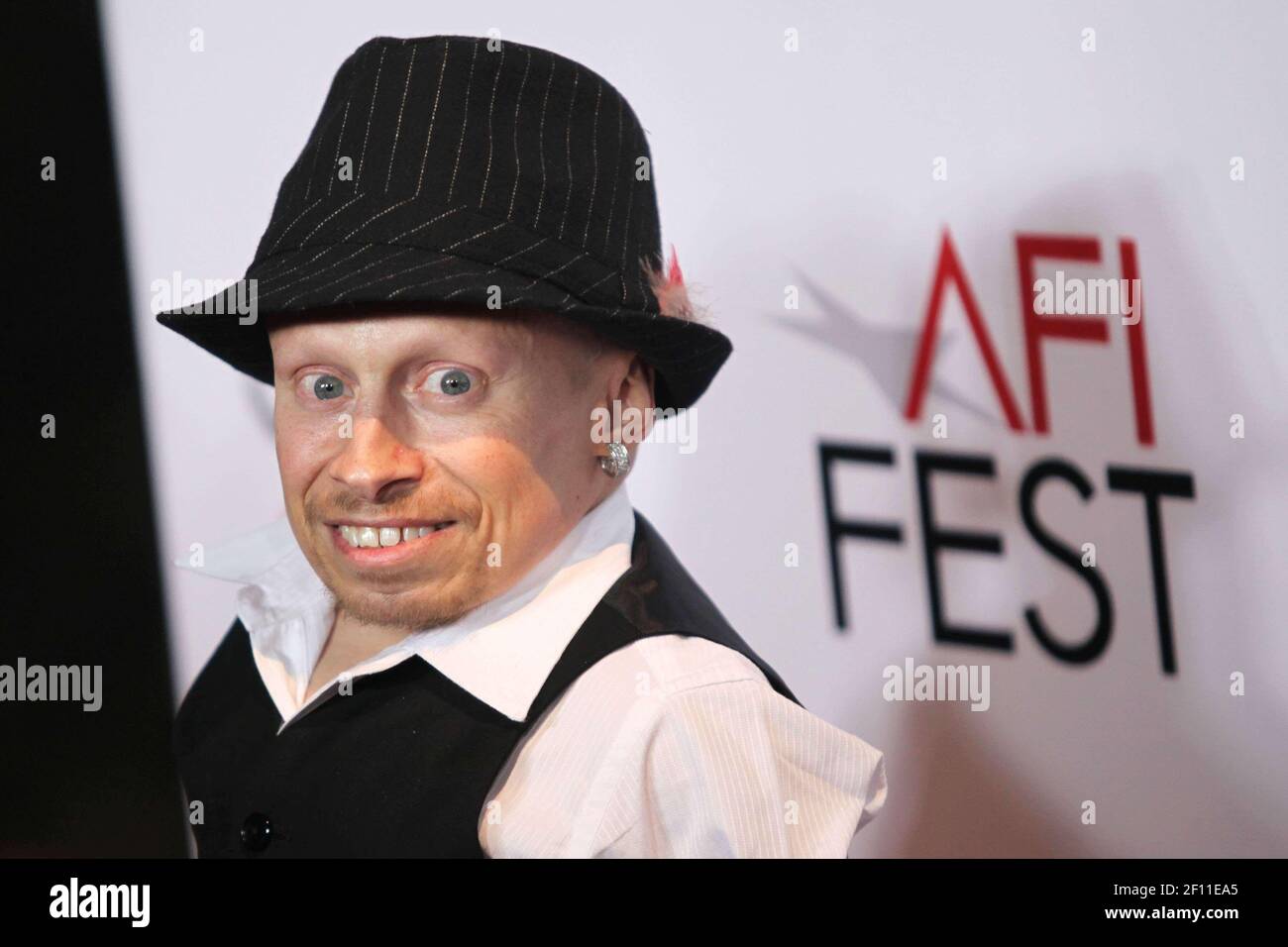 02 November 2009- Hollywood, California- Actor Verne Troyer arrives at ...