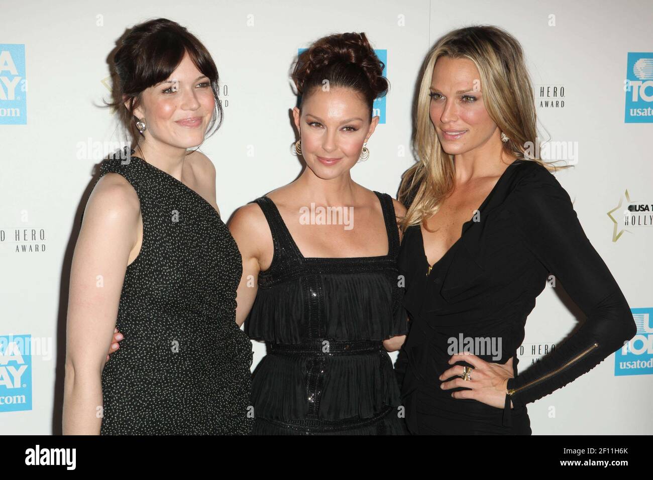 10 November 2009- Beverly Hills, California- From left, Mandy Moore ...