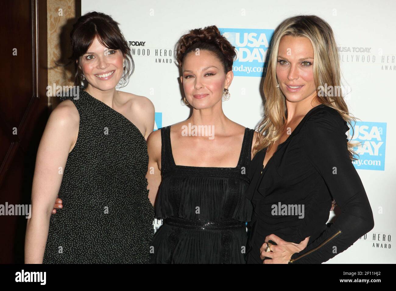 10 November 2009- Beverly Hills, California- From left, Mandy Moore ...