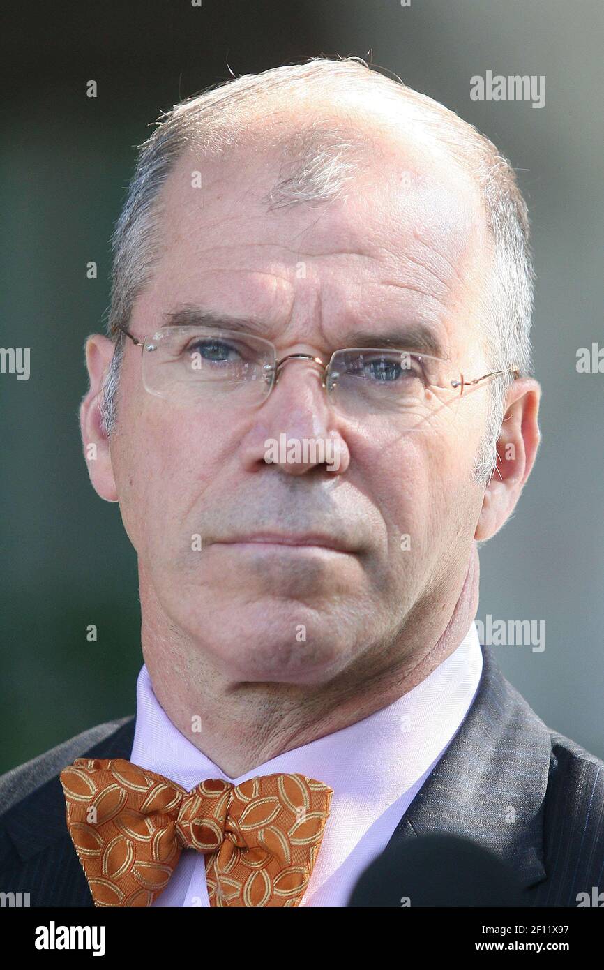 17 August 2009- Los Angeles, California- Katherine Jackson attorney ...