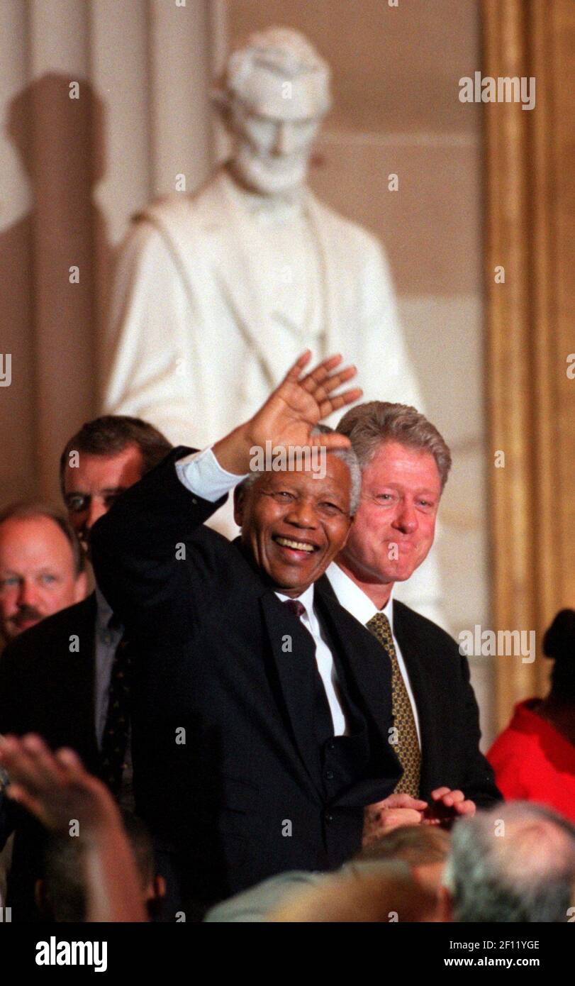 South African President Nelson Mandela is honored by the U.S. Congress ...