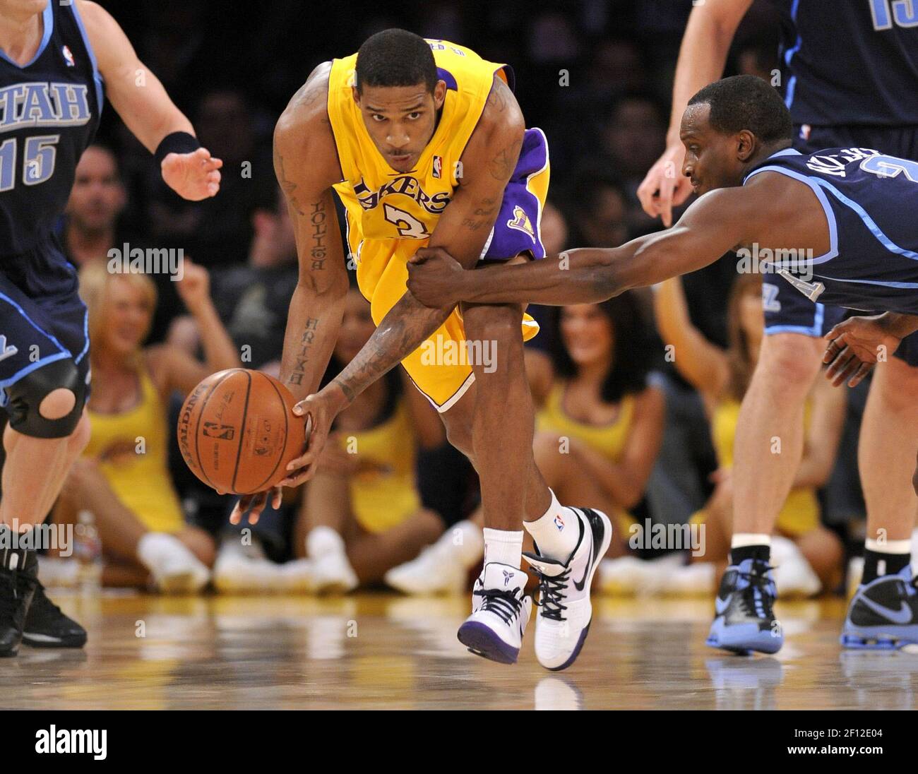 Trevor ariza 2009 hi-res stock photography and images - Alamy