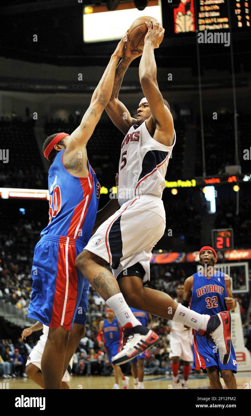 Josh Smith Pistons Dunk