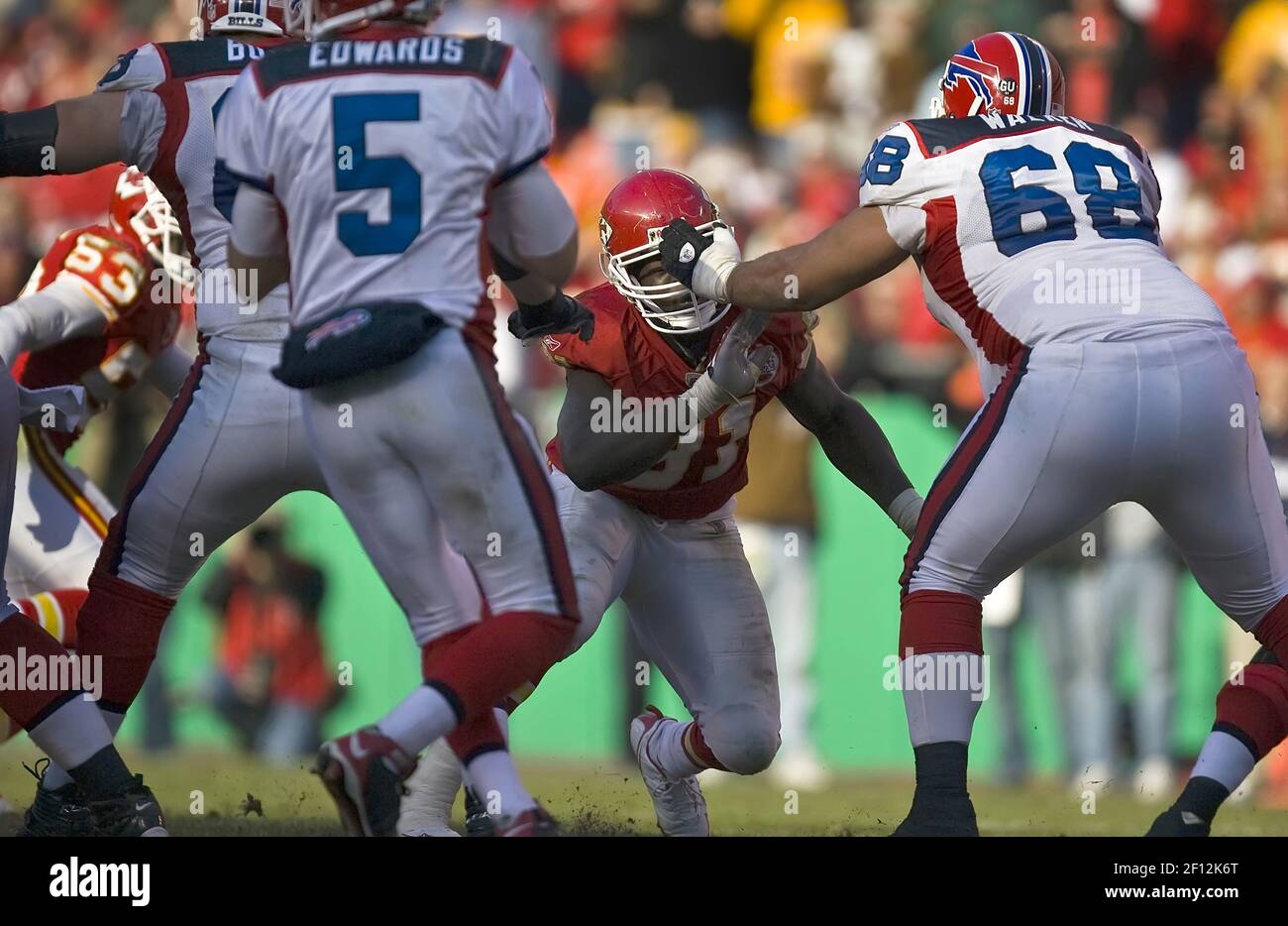 Buffalo Bills tackle Langston Walker, right, blocks Kansas City Chiefs ...
