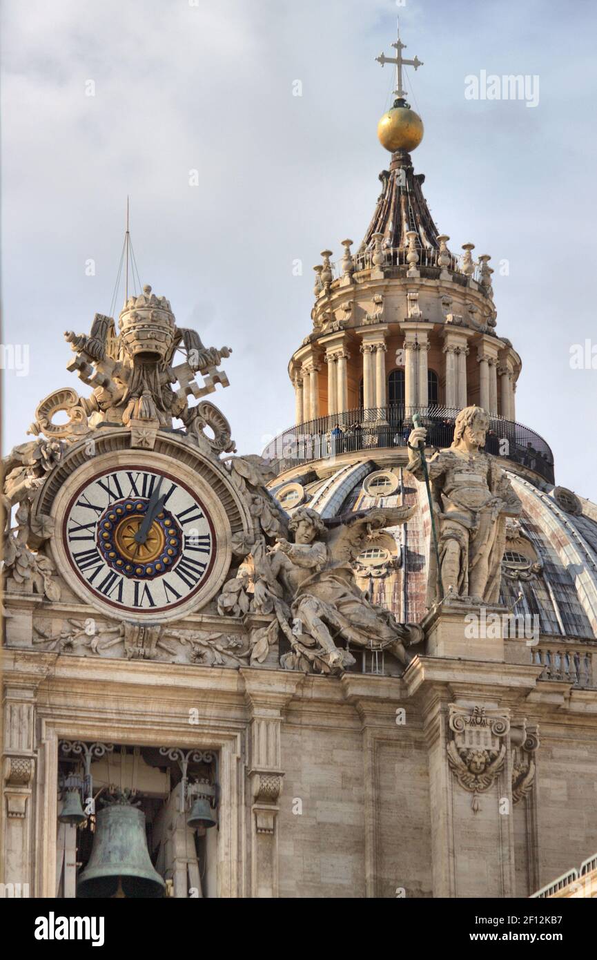 Clock on facade of Saint Peter basilica. Rome, Italy Stock Photo - Alamy
