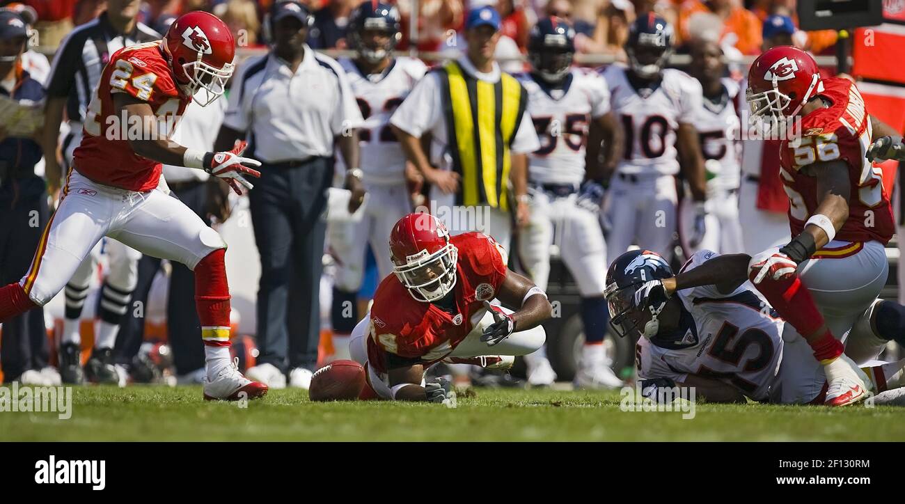 Kansas City Chiefs safety Jarrad Page, center, and cornerback Brandon ...