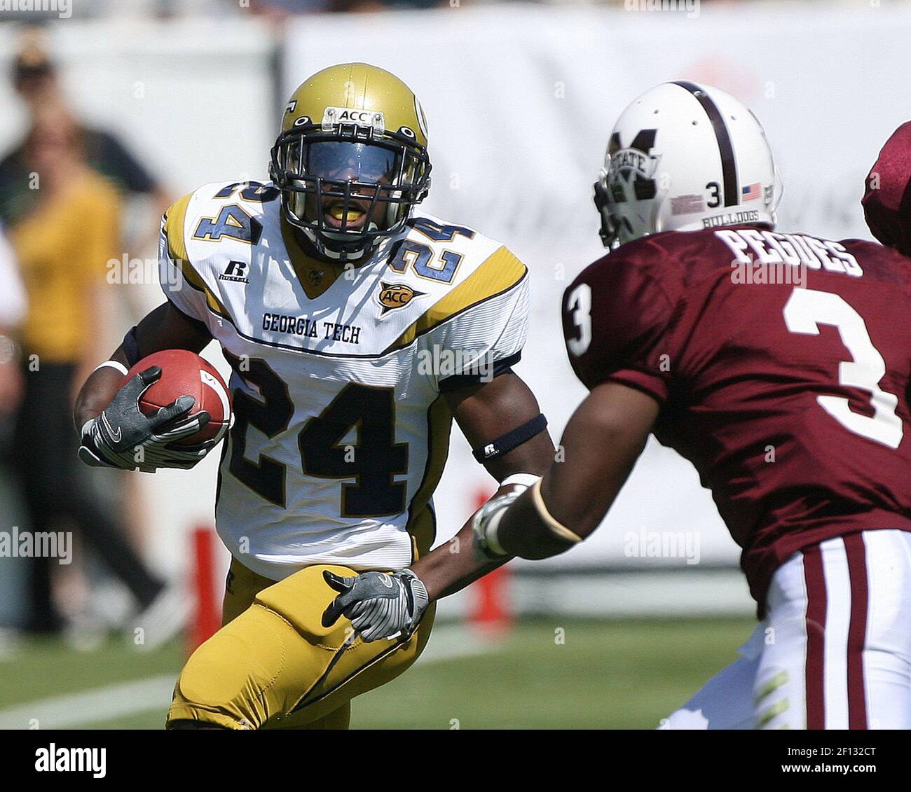 Georgia Tech's Embry Peeples tries to get past Mississippi State's ...