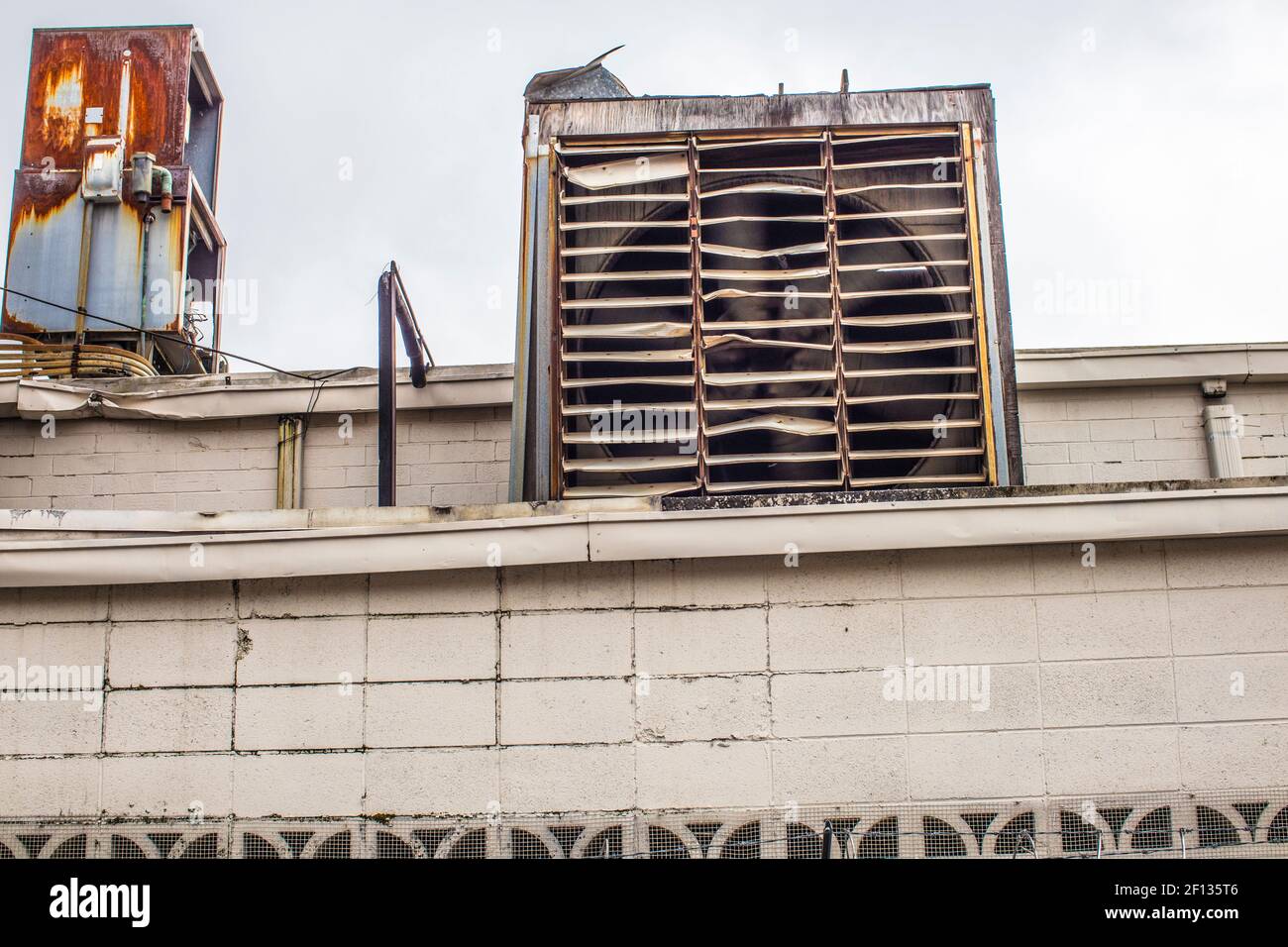 Decatur, Ga / USA - 07 07 20: Old rusted air conditioning unit on top ...