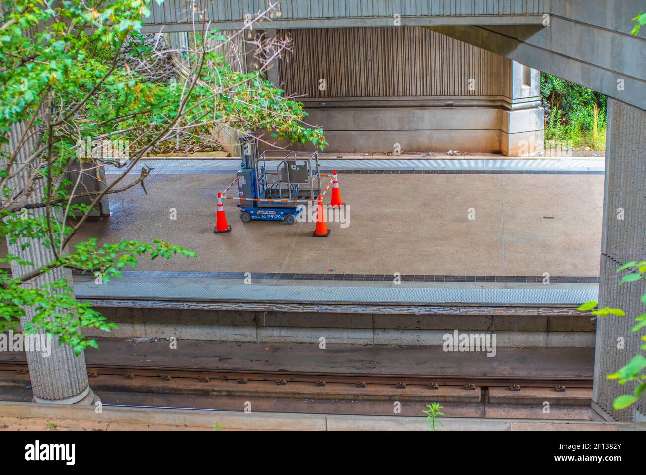 Avondale Estates, Ga / USA - 07 07 20: Marta Kinsington Transit Station ...