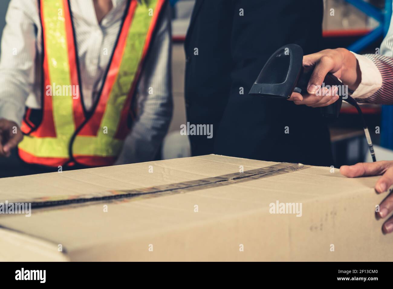Cargo scanning hi-res stock photography and images - Alamy