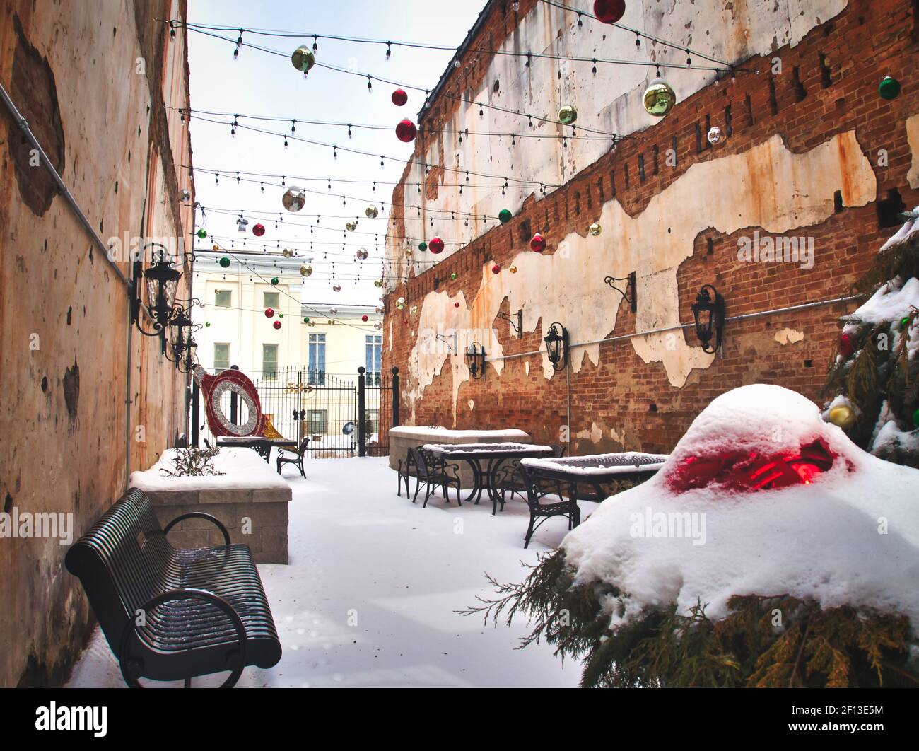 Alley picture hi-res stock photography and images - Alamy
