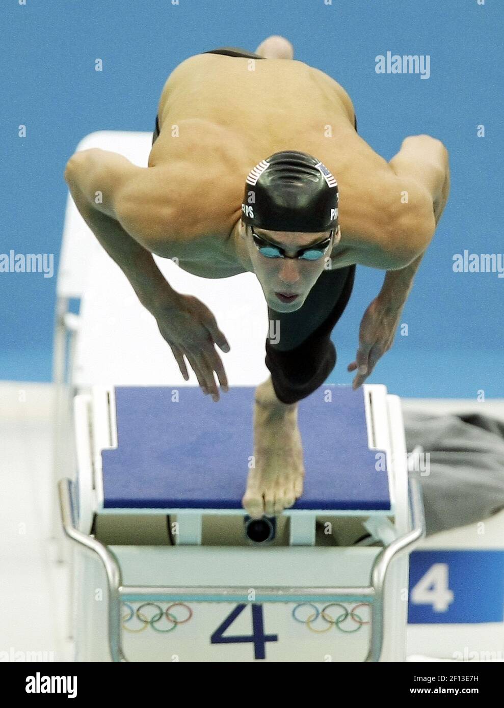 Michael phelps usa starting mens hi-res stock photography and images ...