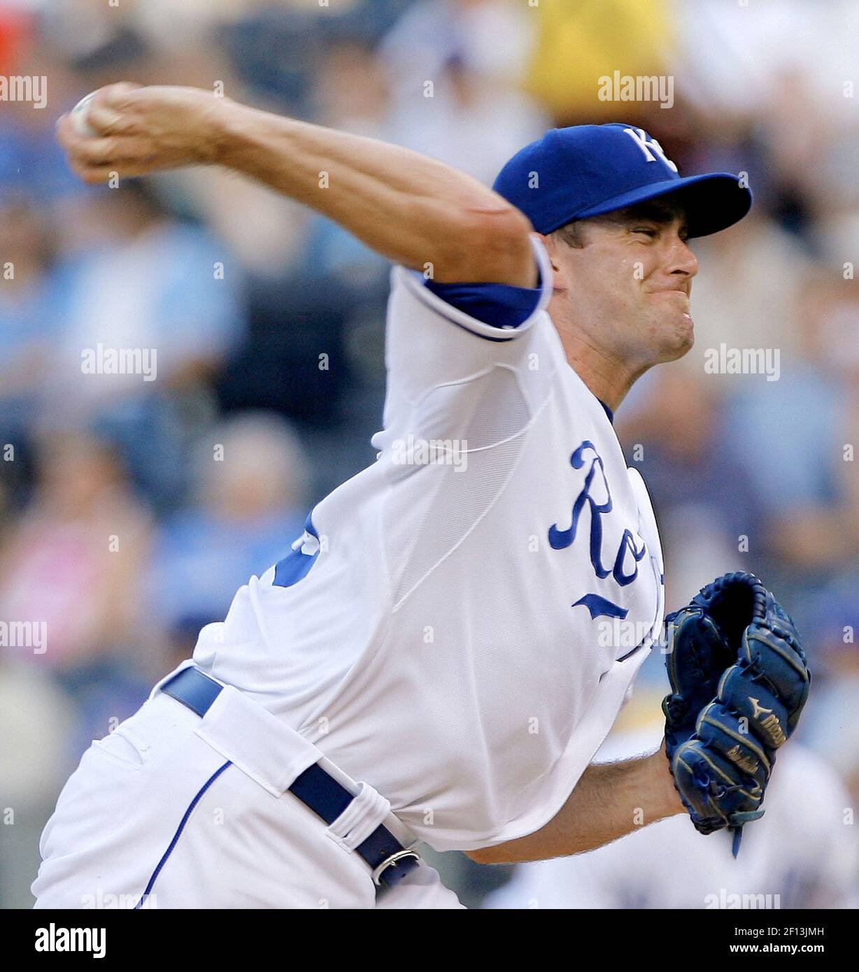 Kansas City Royals starting pitcher Brian Bannister throws against the ...