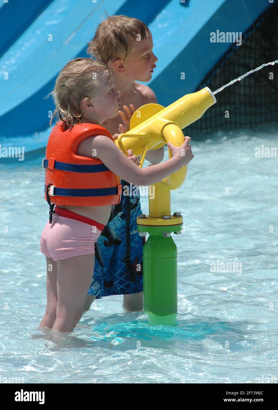 Aquatica, the new waterpark created by SeaWorld, combines animal ...