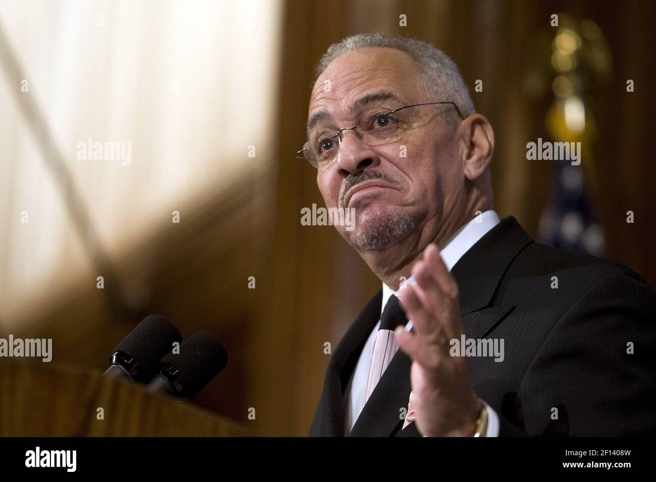 Reverend Jeremiah A. Wright Jr., pastor of Chicago's Trinity United ...