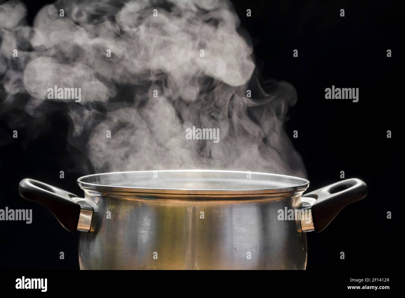 steam over cooking pot Stock Photo - Alamy