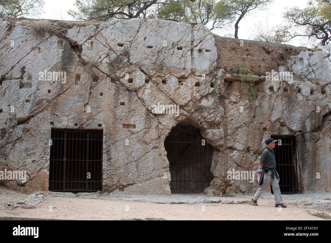 Tradition dictates that one of these three recesses at the base of ...